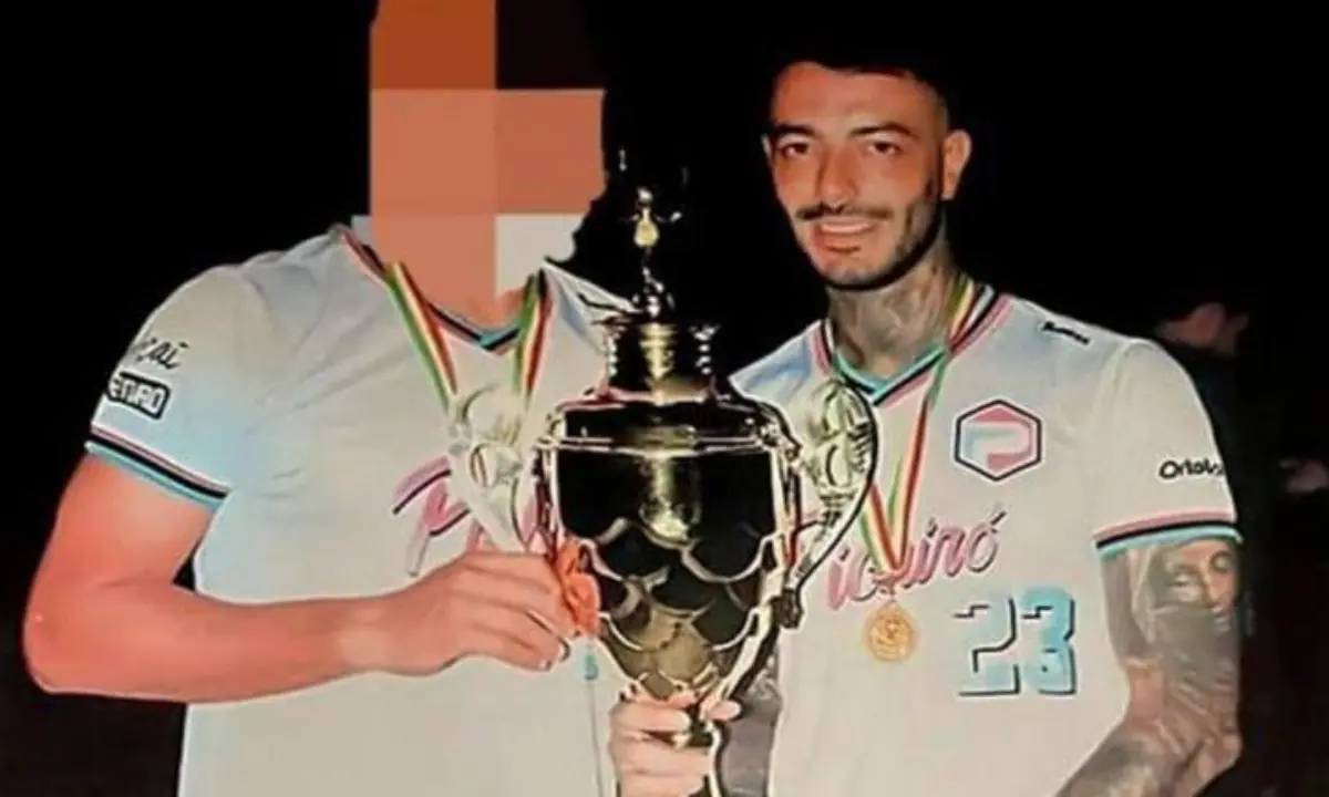 Inaudito: descubren a un futbolista profesional que en realidad es un ...
