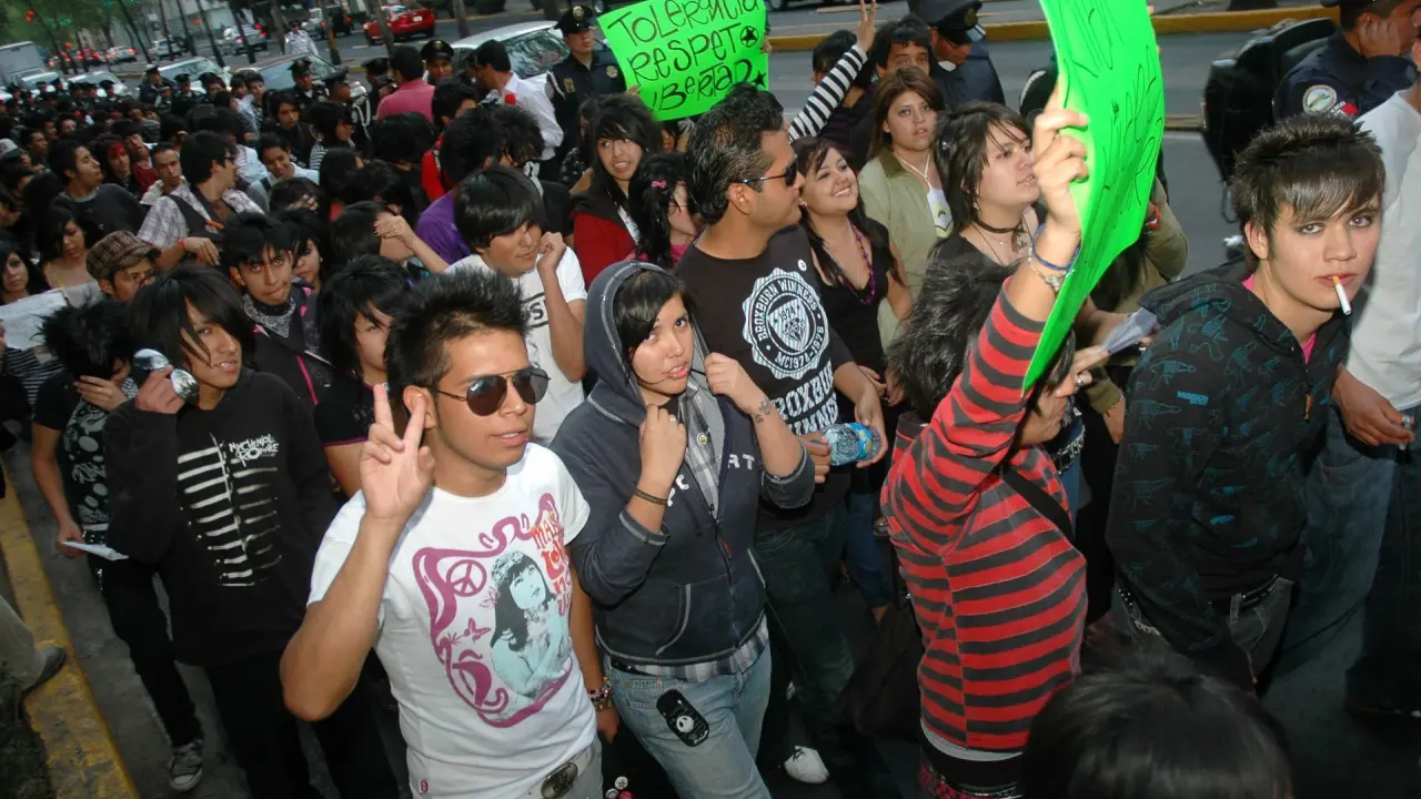 Tras 20 años, convocan a Marcha Emo en CDMX; esta será la ruta - Quinto ...