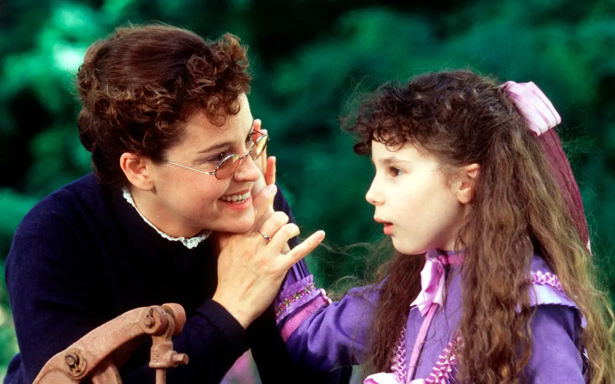 Así luce la niña de "Un milagro para Helen" 25 años después - Quinto Poder